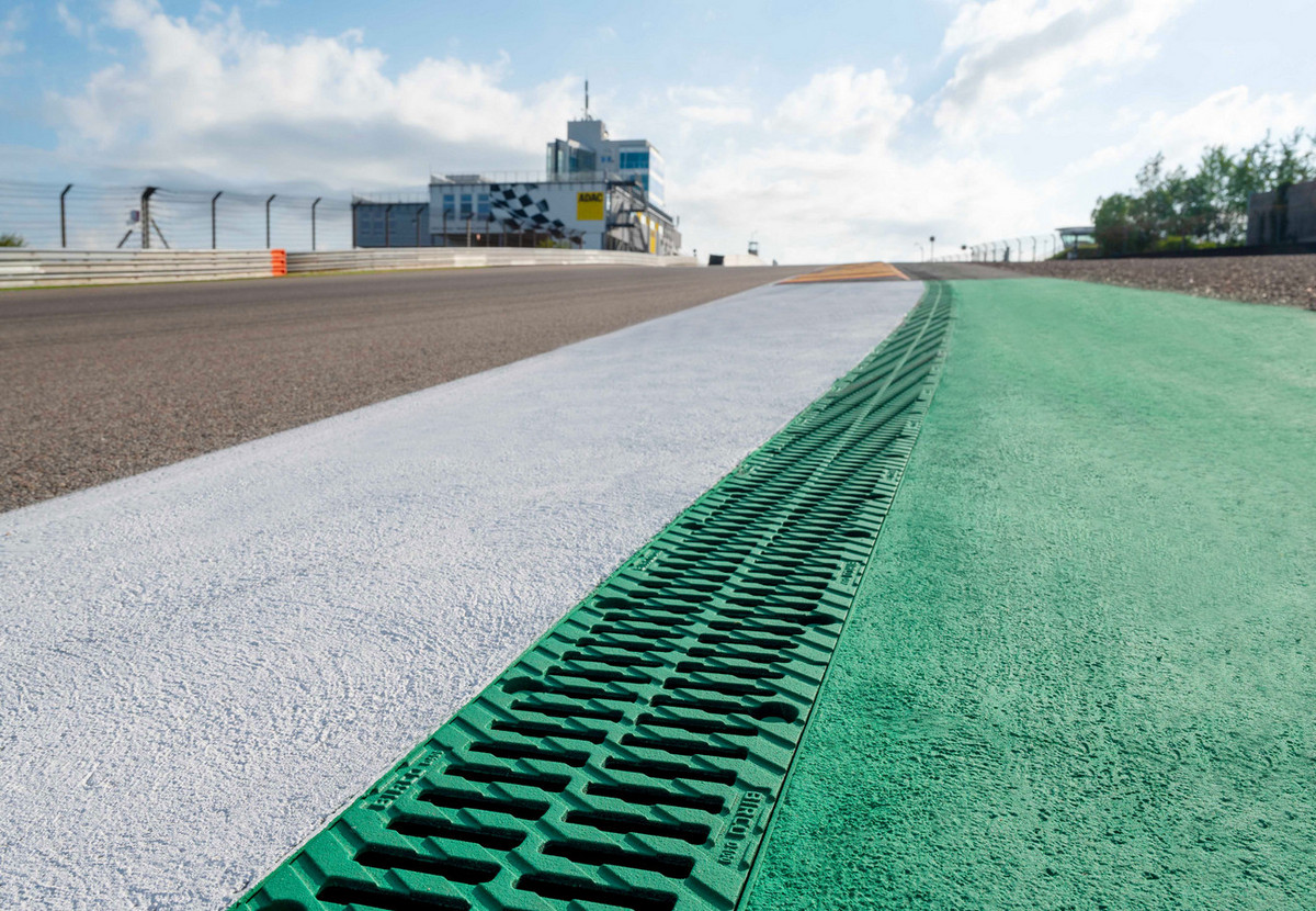Sachsenring: Mit High-Speed sicher auf die Zielgerade